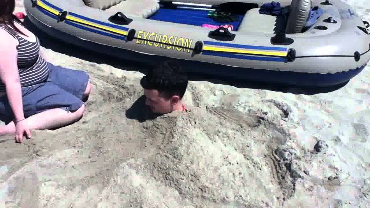 BEACH PRANK! (par sands Cornwall)