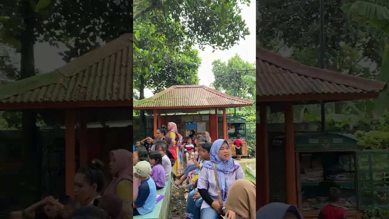 Taman Bacaan Keren di Kaki Gunung Salak Bogor