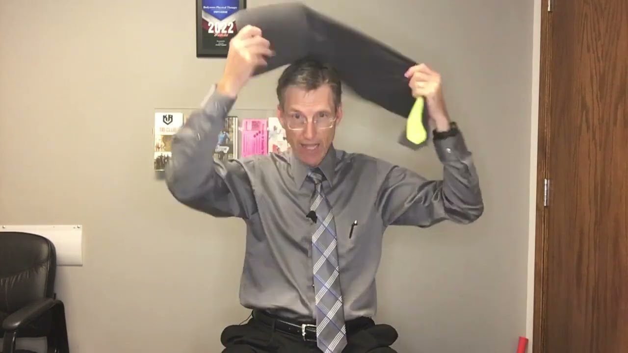 TRTL Travel Pillow Review by a Physical Therapist