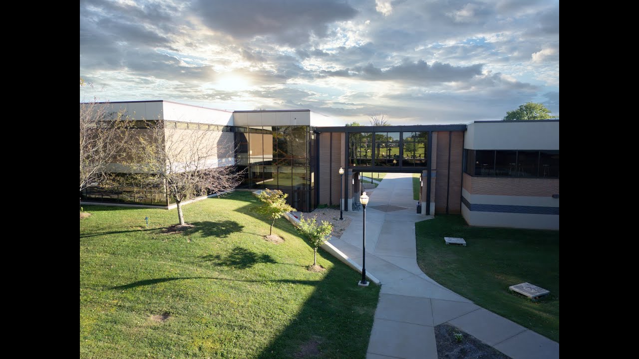 MAC Campus Tour
