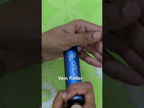 Vein finder useful light for IV cannulation