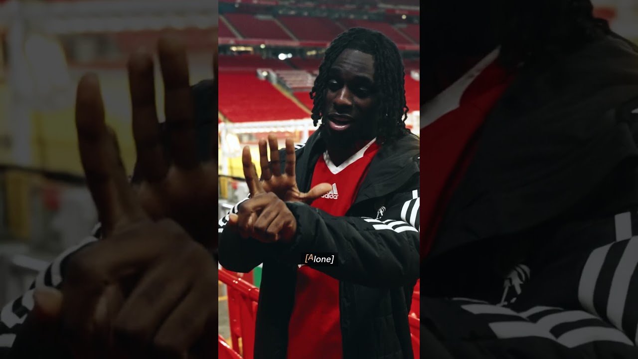 ‘If all hearing people could sign You’ll Never Walk Alone, that would be amazing.’ ❤️