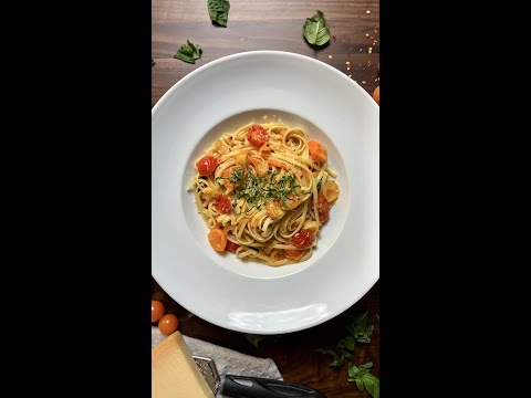Perfect Fresh Tomato Basil Linguine!