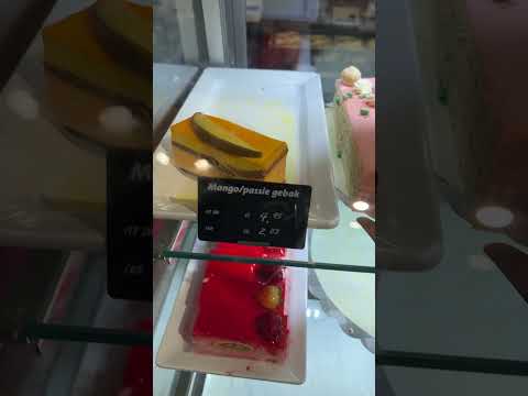 One of Aruba's best bakery inside of superfood supermarket! #arubaonehappyisland #aruba #travel