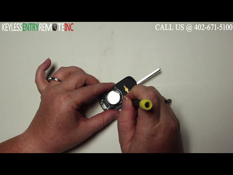Chevrolet Malibu Key Fob Remote Battery Replacement - DIY (2012 - 2017 )