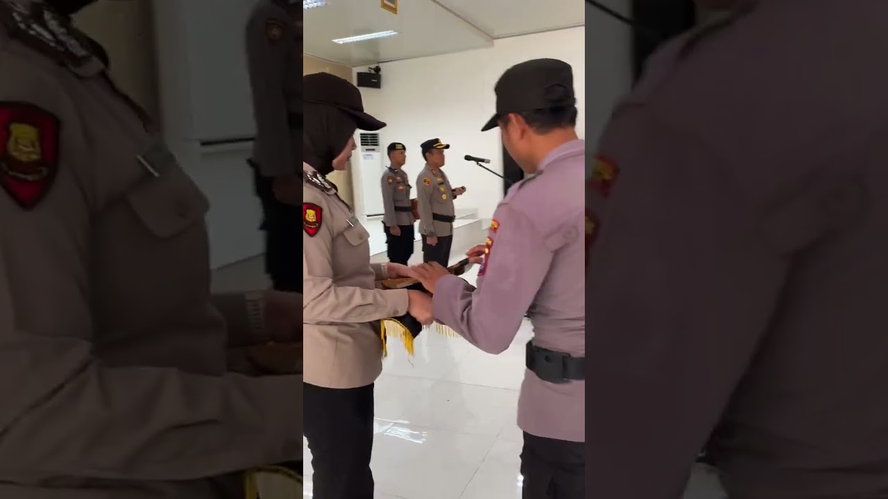 Live Streaming| Kapolres Lebak Pimpin Upacara Sertijab Kasihumas  dan Tujuh Kapolsek Jajaran