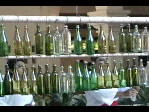 Música con botellas. ¡Viva el reciclaje! « -¿Blogtissimo? -Sí, como ...