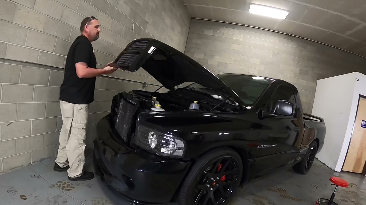 2005 Dodge Ram SRT10 - Part 1
