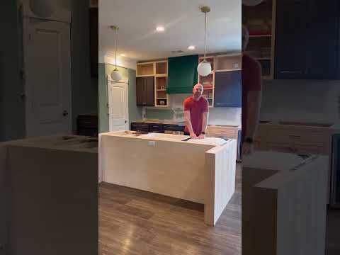 Here’s how to build your own kitchen island! #kitchenremodel #homeimprovement #diyhome #kitchenreno
