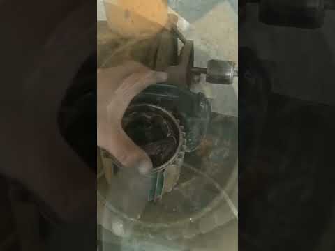Removing the burnt copper on the semijet pump water pump unit #shorts