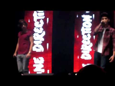 VIDEOS: One Direction singing WMYB and Up All Night at Radio City | One ...