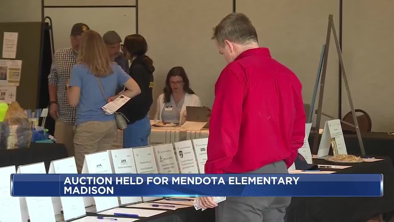 Auction held for Mendota Elementary