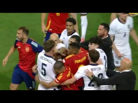 Tino Livramento Injury Scare: Newcastleโs Defensive Dilemma!
