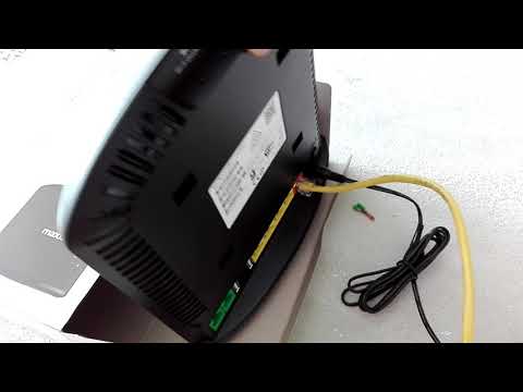 Maxis fibre optic installation