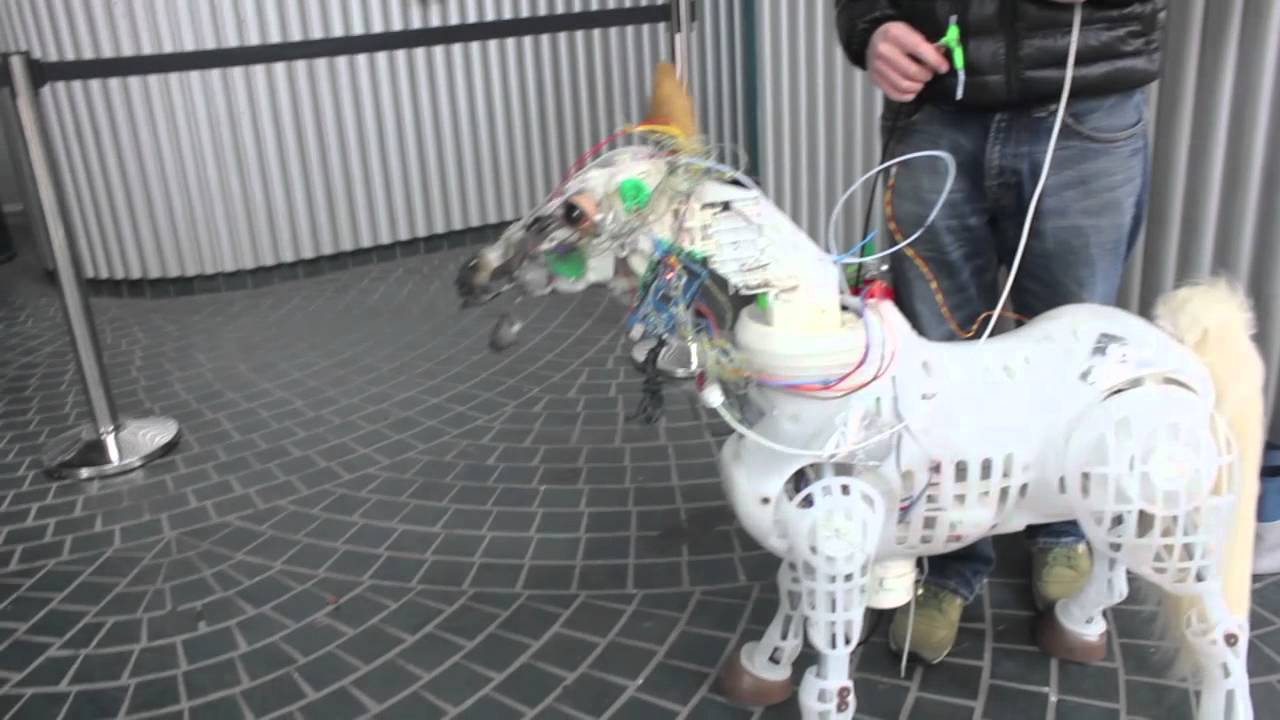 FIRE BREATHING robotec PONY!