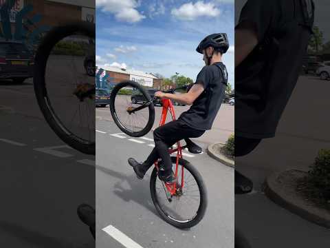 Opposite pedal wheelie trick?!! #youtubeshorts #wheelie #c100