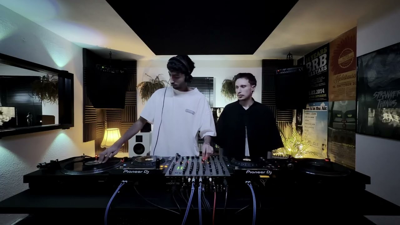 CRUXADO B2B PIKO @ EAR STUDIO SESSIONS