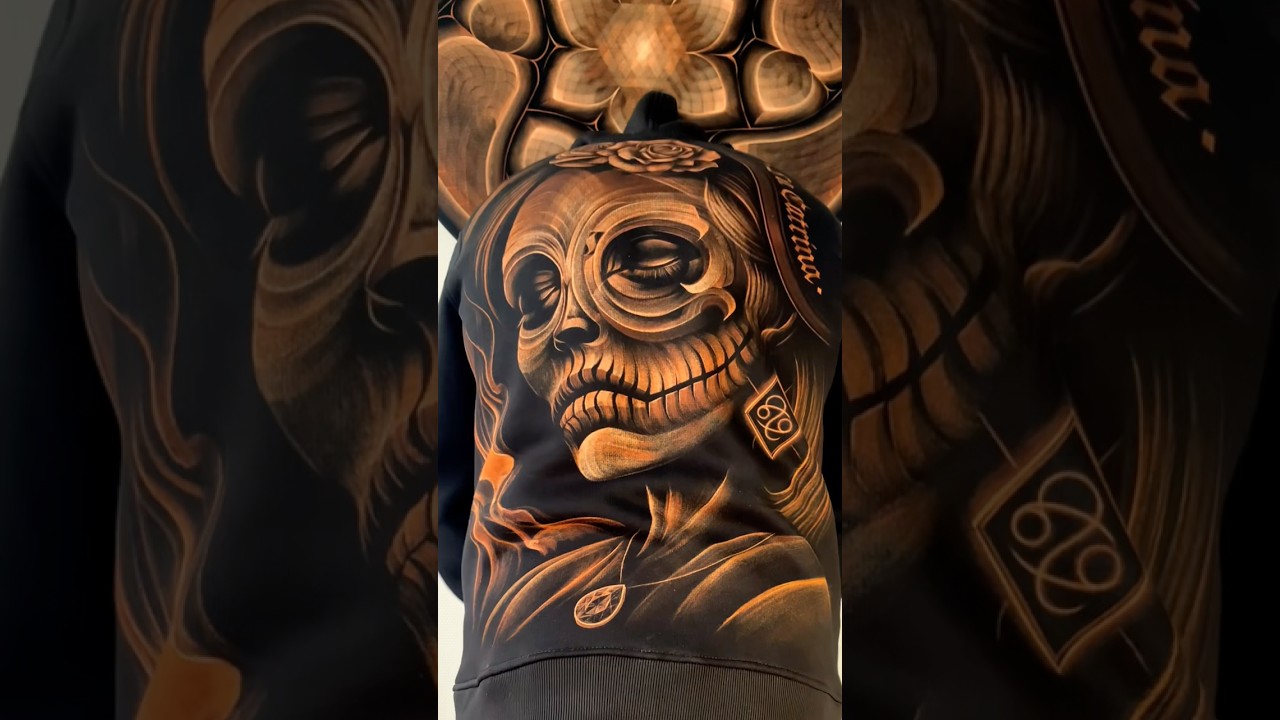 La Catrina Hoodie. Want to learn how to make bleach art? Check link in my bio