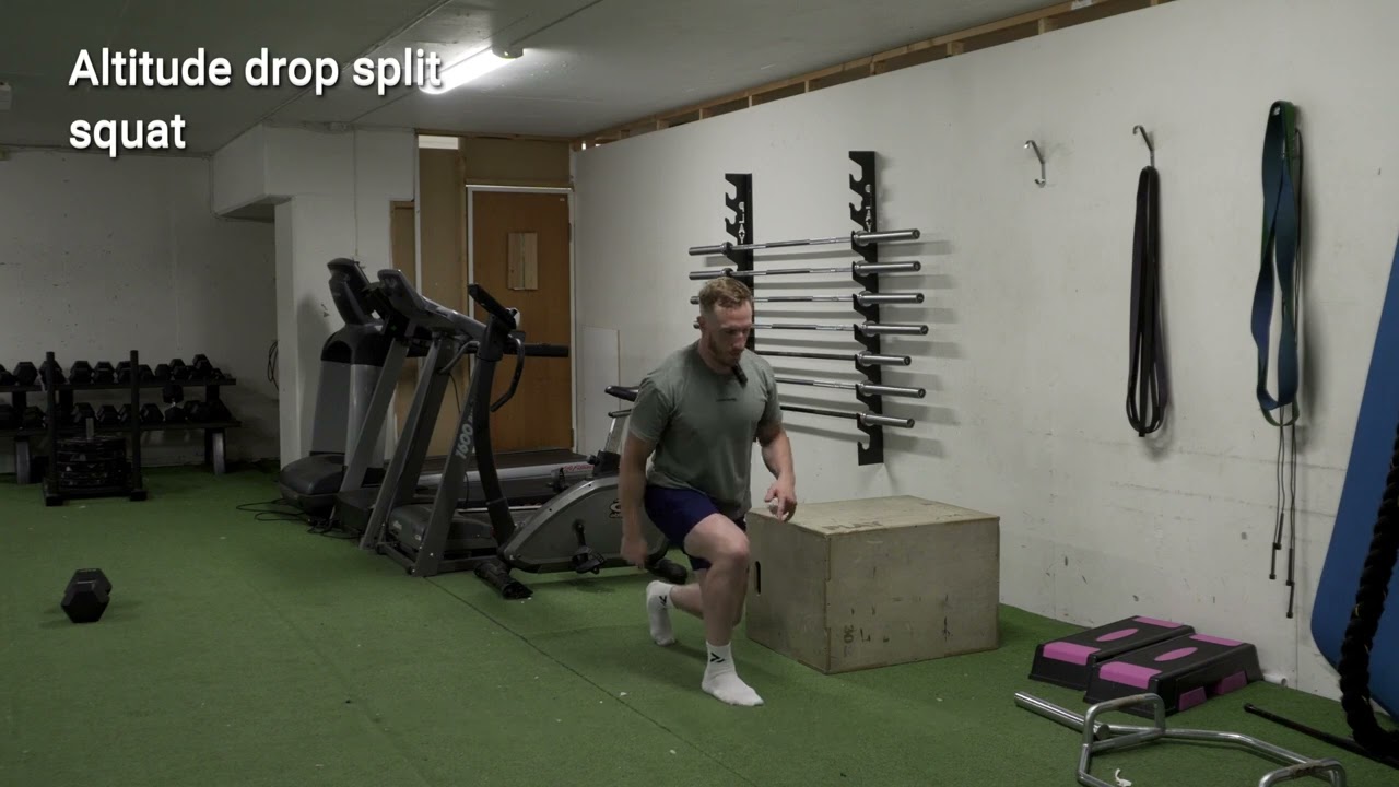 Altitude drop split squat