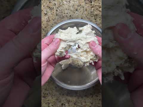 The Right Amount of Water for the Flakiest Pie Crust