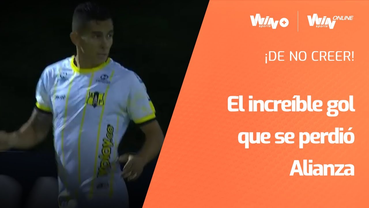 Jair Castillo missed what looked like a sure goal in the Águilas Doradas vs. Alianza Petrolera ma...