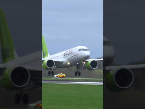 A220 Landing but wait for the noise!!!