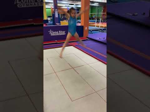 Trampoline- Straddle Jump