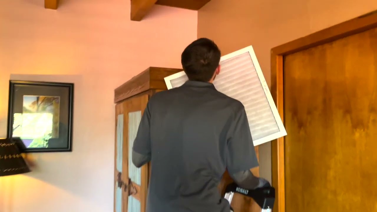 DIY Energy Savings Toolkit: Changing an air filter