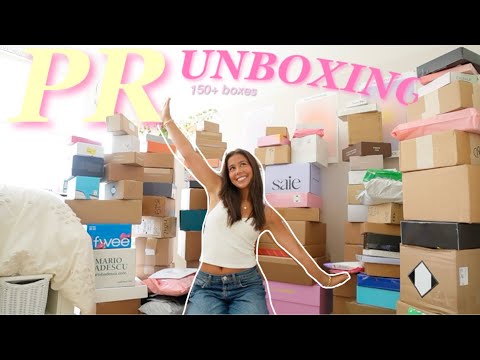 HUGEEE PR unboxing haul *INSANE* + giveaway (hair, skincare, clothes + more)