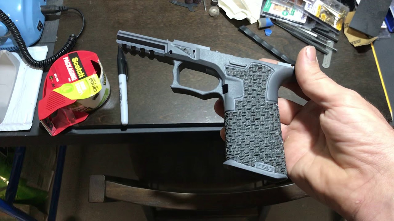 Stippled polymer 80 frame triple basket weave