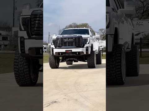 2024 GMC SIERRA 2500HD DENALI ULTIMATE - 7-9” Lift, 26” Forged Wheels, 36” Tires & more - FOR SALE!