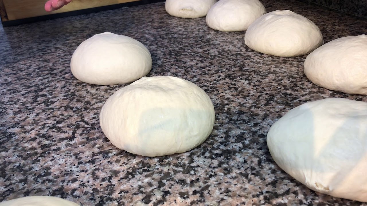 Lesson 30 Moulding demonstration of Irish Batch loaves