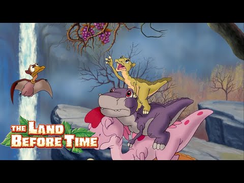 Dinosaurs Work Together | The Land Before Time