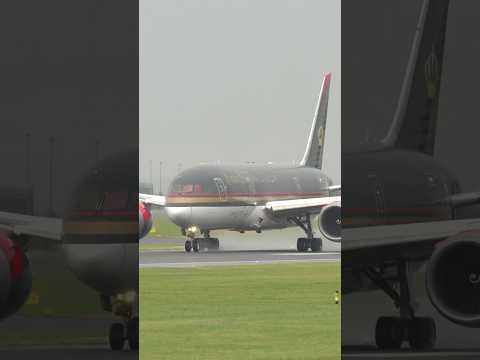 Best Looking Dreamliner At Manchester?