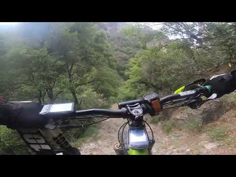 Mondraker Bafang eBike rocky singetrail near Mystras castle!