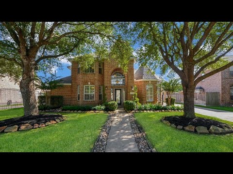 17327 E Mill Village Cir, Houston, TX 77095