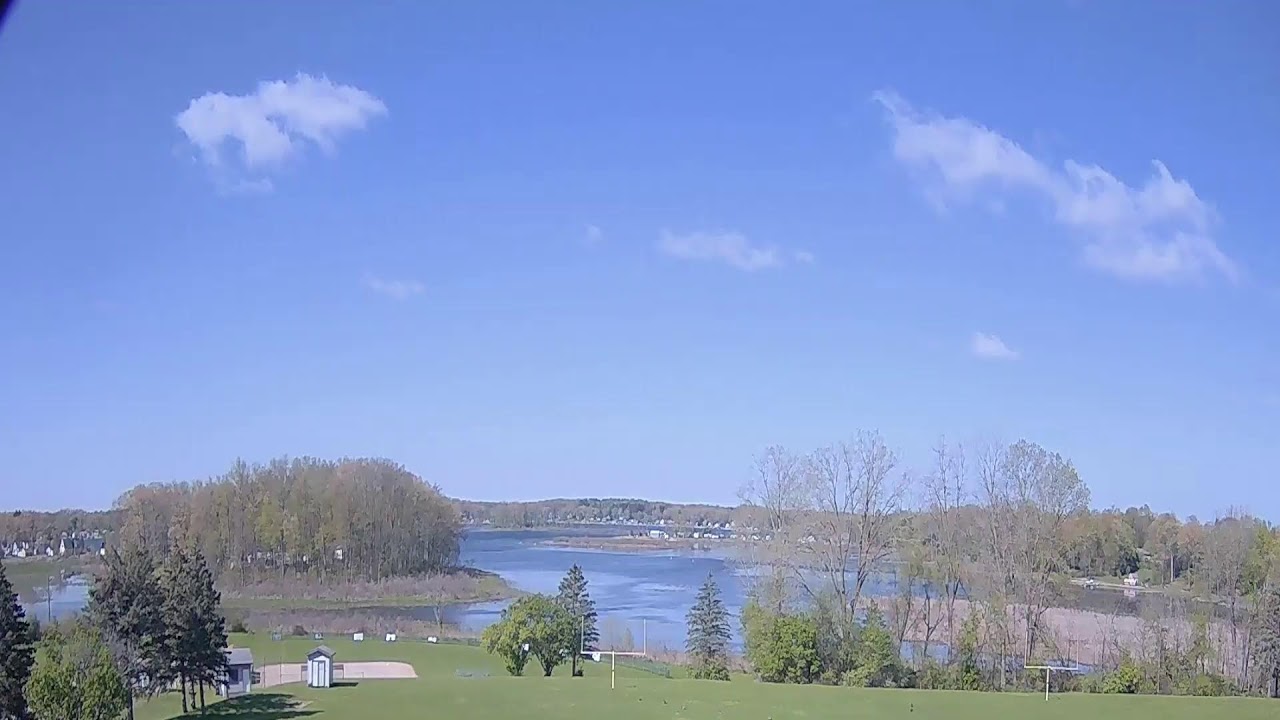 Delton Kellogg Schools Live Webcam
