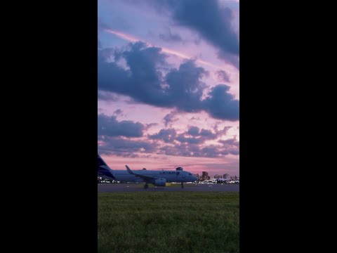 Avião Especial de Fim de Ano da LATAM