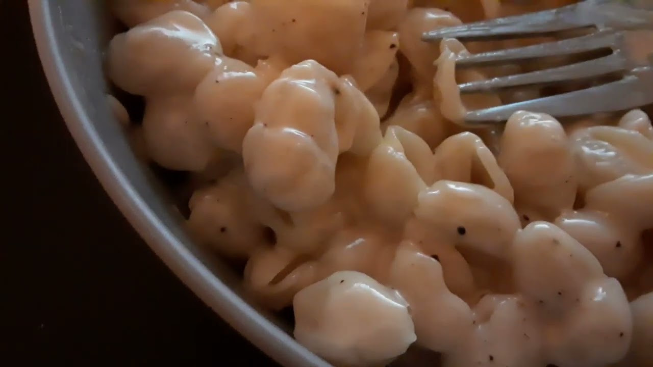 Velveeta Shells & Cheese Queso Blanco Review