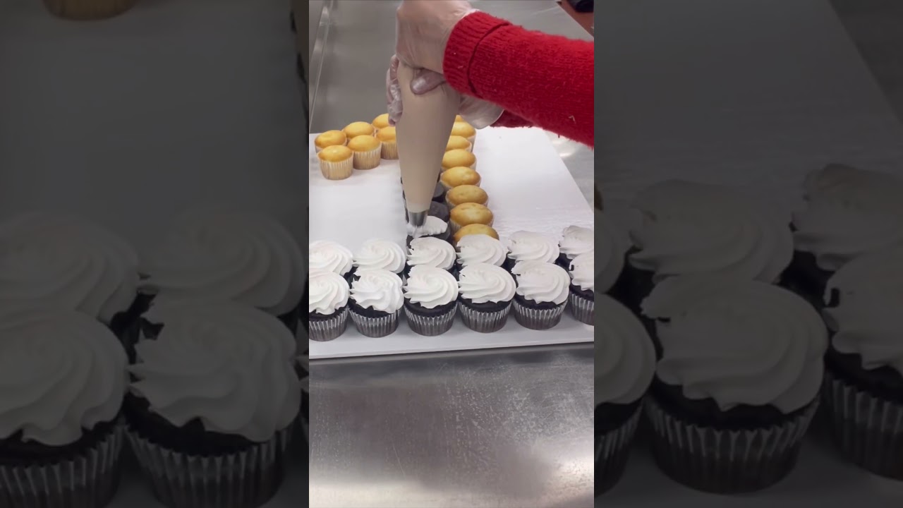 Simple and easy number one pull apart cupcakes #viral #foryou #shortsvideo #cake #fyp