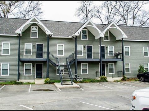 Courtyard Apartments
