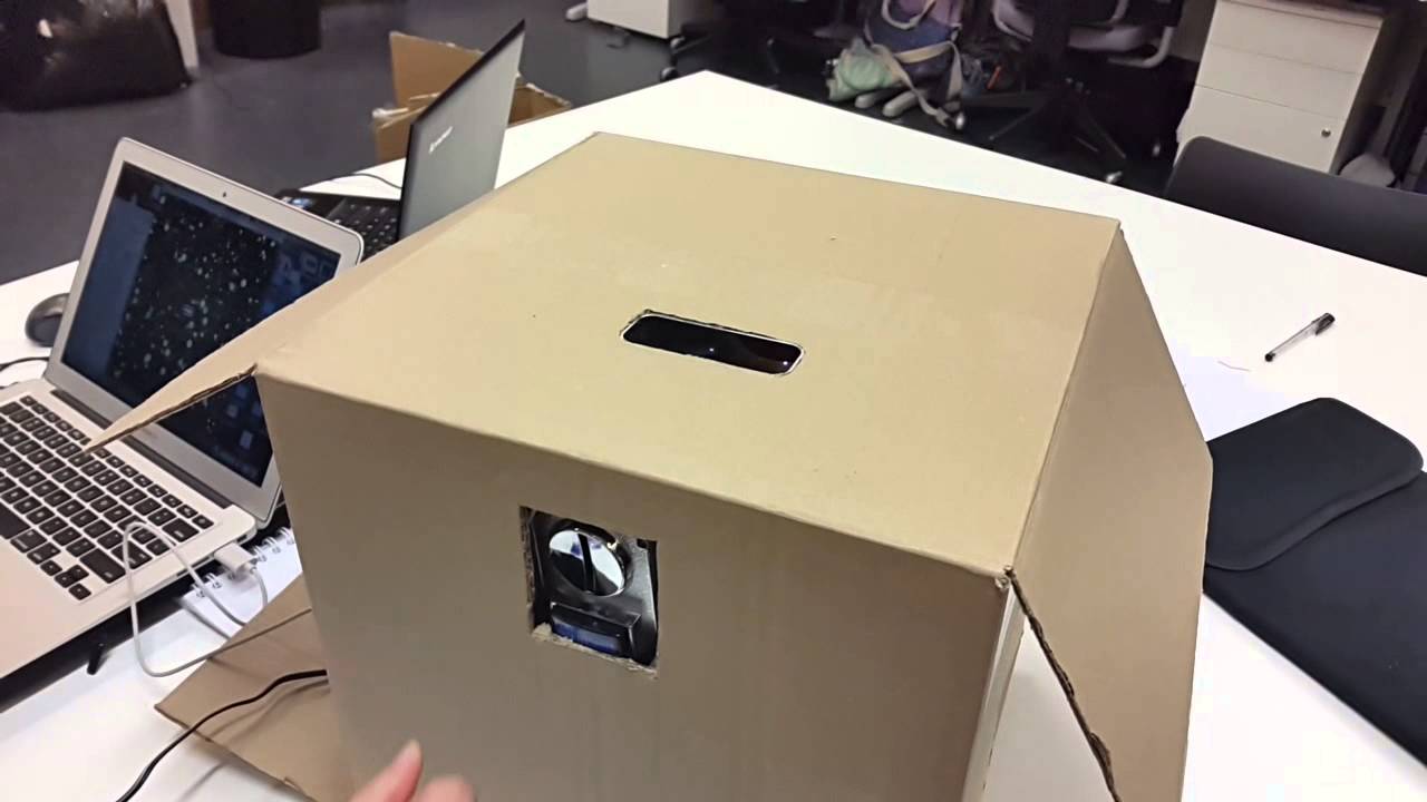 Donation box prototype for DesignWithData project