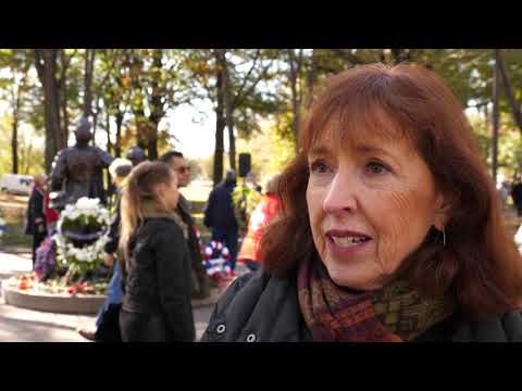Diane Carlson Evans: Former Army Nurse and Founder of the Vietnam Women's Memorial
