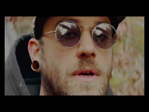 SQUARESPACE (PROD. GRAVEY) (OFFICIAL VIDEO)