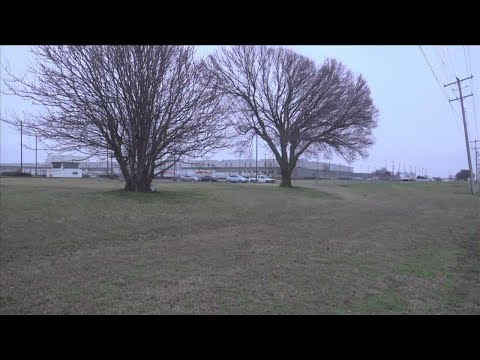 Family Dollar to permanently close West Memphis warehouse in 60 days