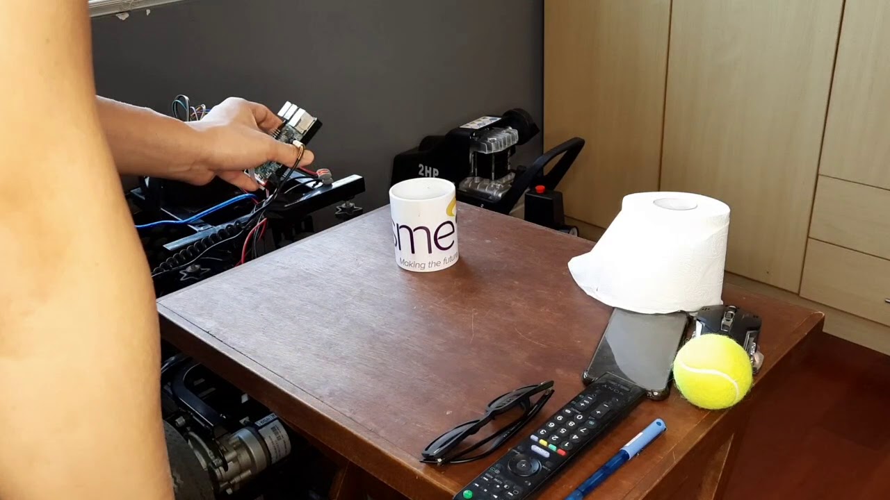 Object identification prototype to help the blind