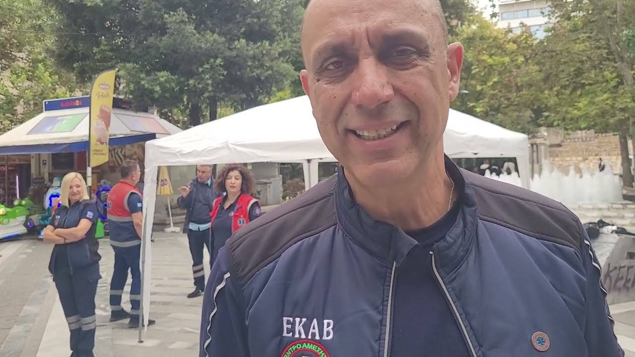 Διασώστες και γιατροί του ΕΚΑΒ ευαισθητοποιούν Λαρισαίους για την ...
