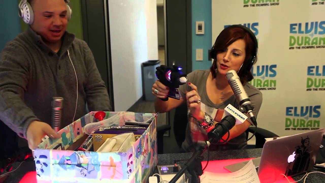 Greg T Unwrapping | Elvis Duran Exclusive