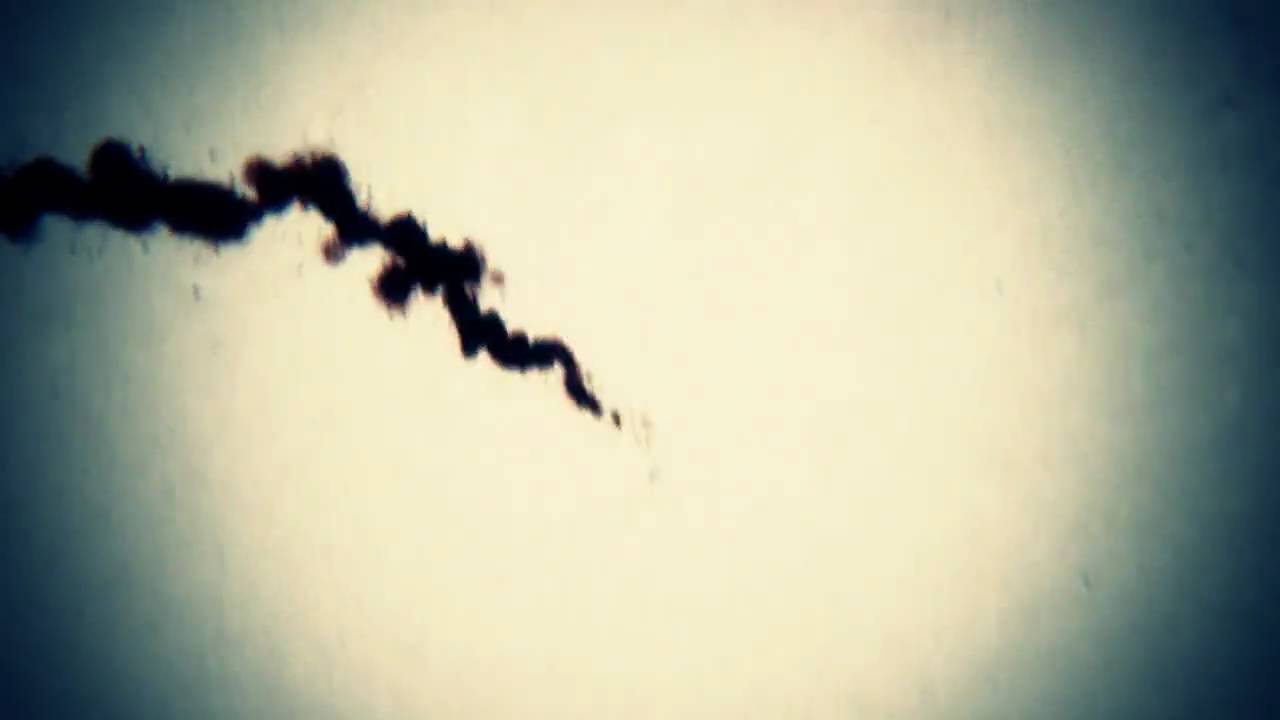 Bleed (Trapcode Particular experiment 02)