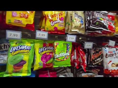 Relay Store in Toronto PEARSON INTERNATIONAL Airport YYZ Berfore Flight to Philippines